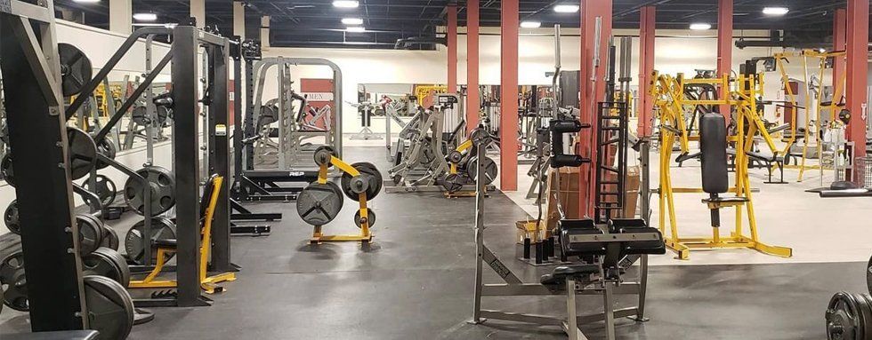 Muscleworks Gym | Fitness Center | Personal Training | Gardner, MA