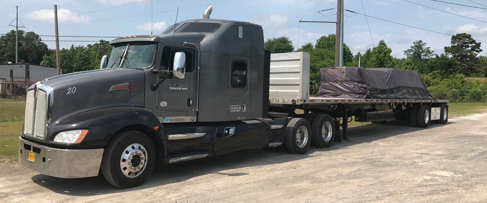 Flat Bedding | Lumber Hauling | Pine Bluff, AR