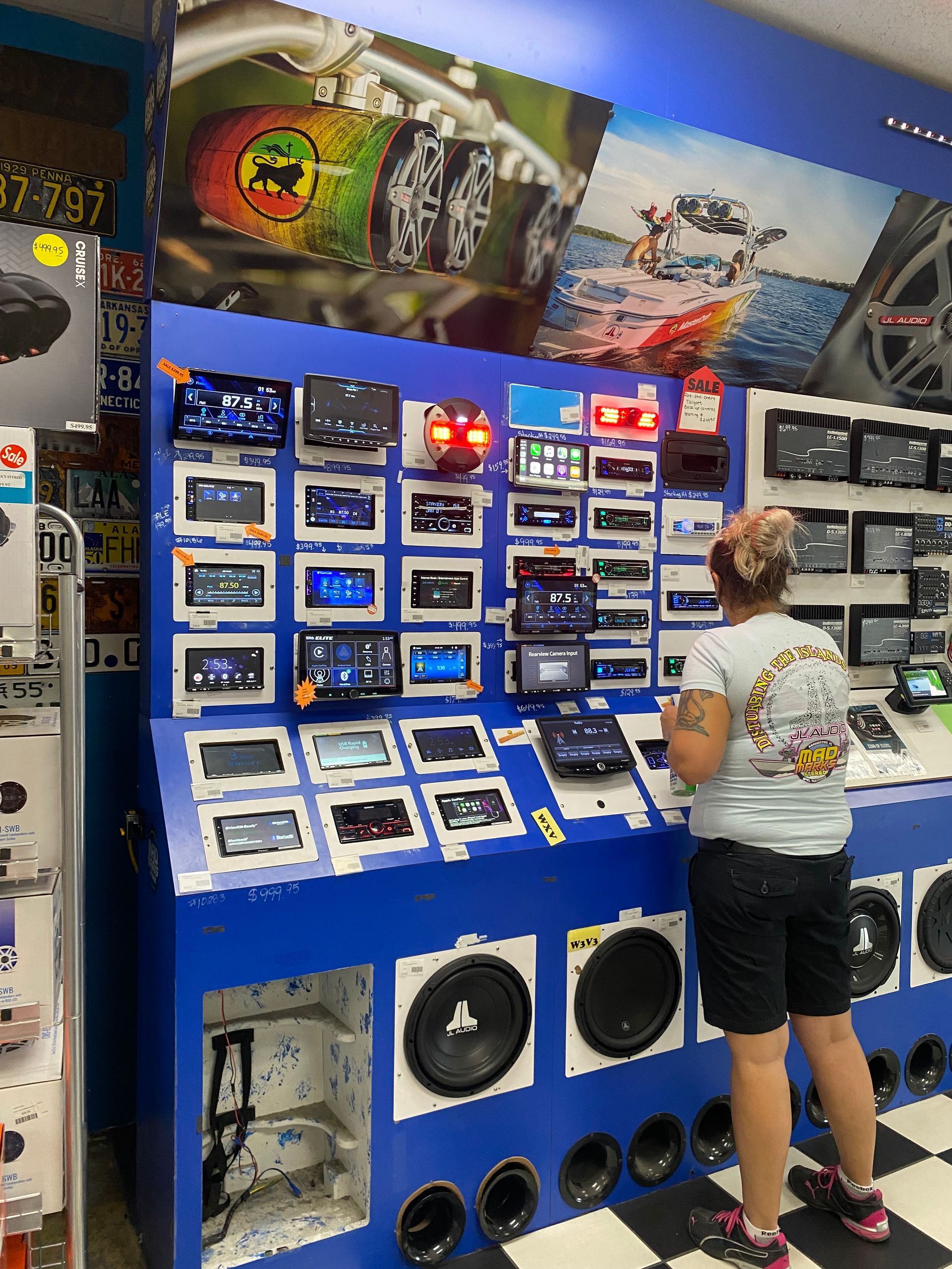 Audio System Gallery | Mad Marks Stereo Warehouse