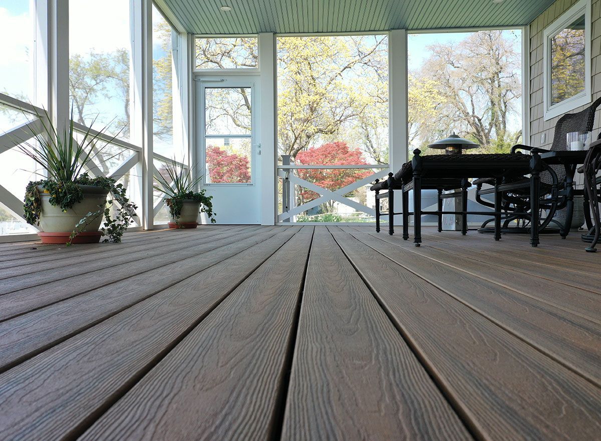 Composite Deck Builder | Integrity Decking | Green Bay WI | Milwaukee WI