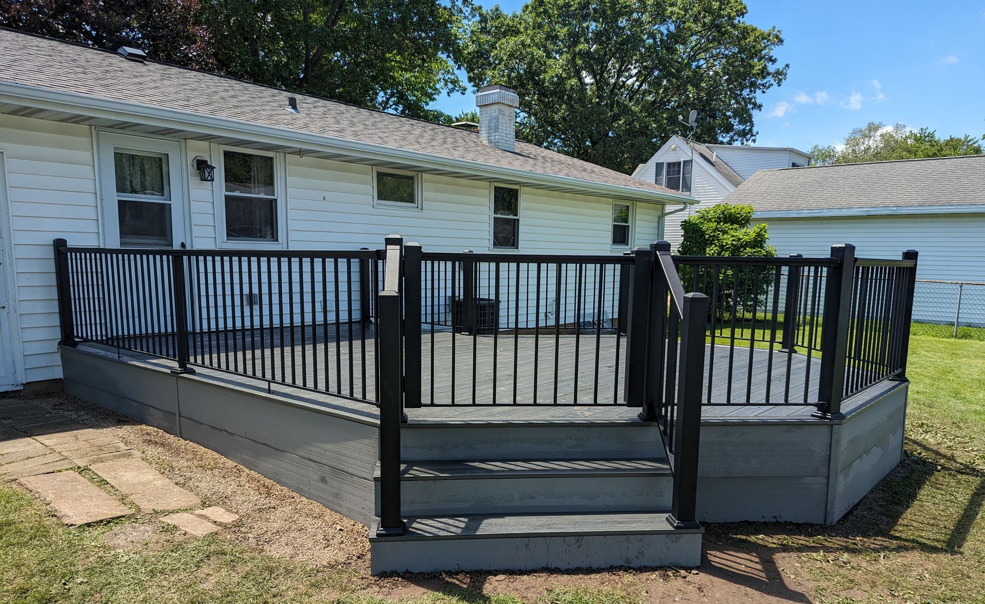 Composite Deck Builder Milwaukee, WI | Appleton, WI