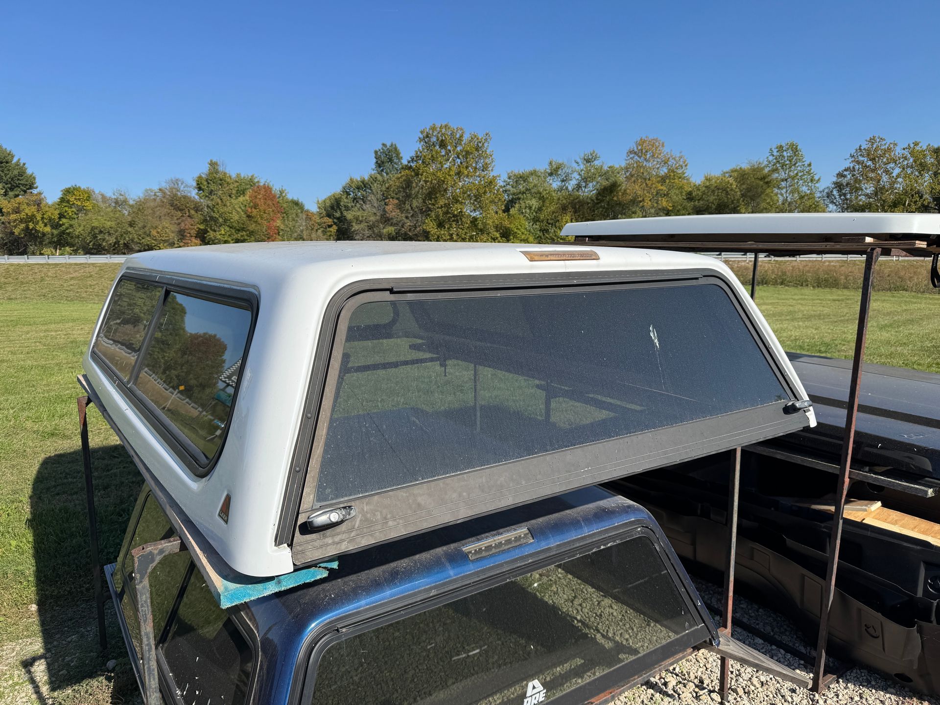 Used Camper Shells | Vincennes Truck Supply | Vincennes, IN