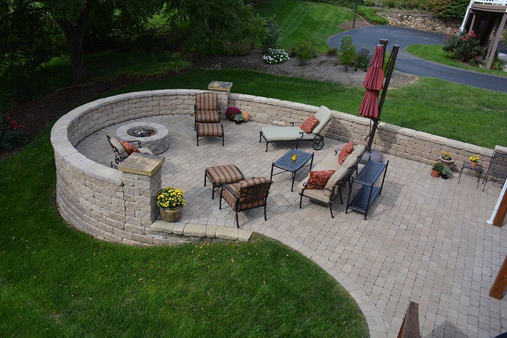 Landscaping Gallery | Varsity Landscaping & Grounds, LLC