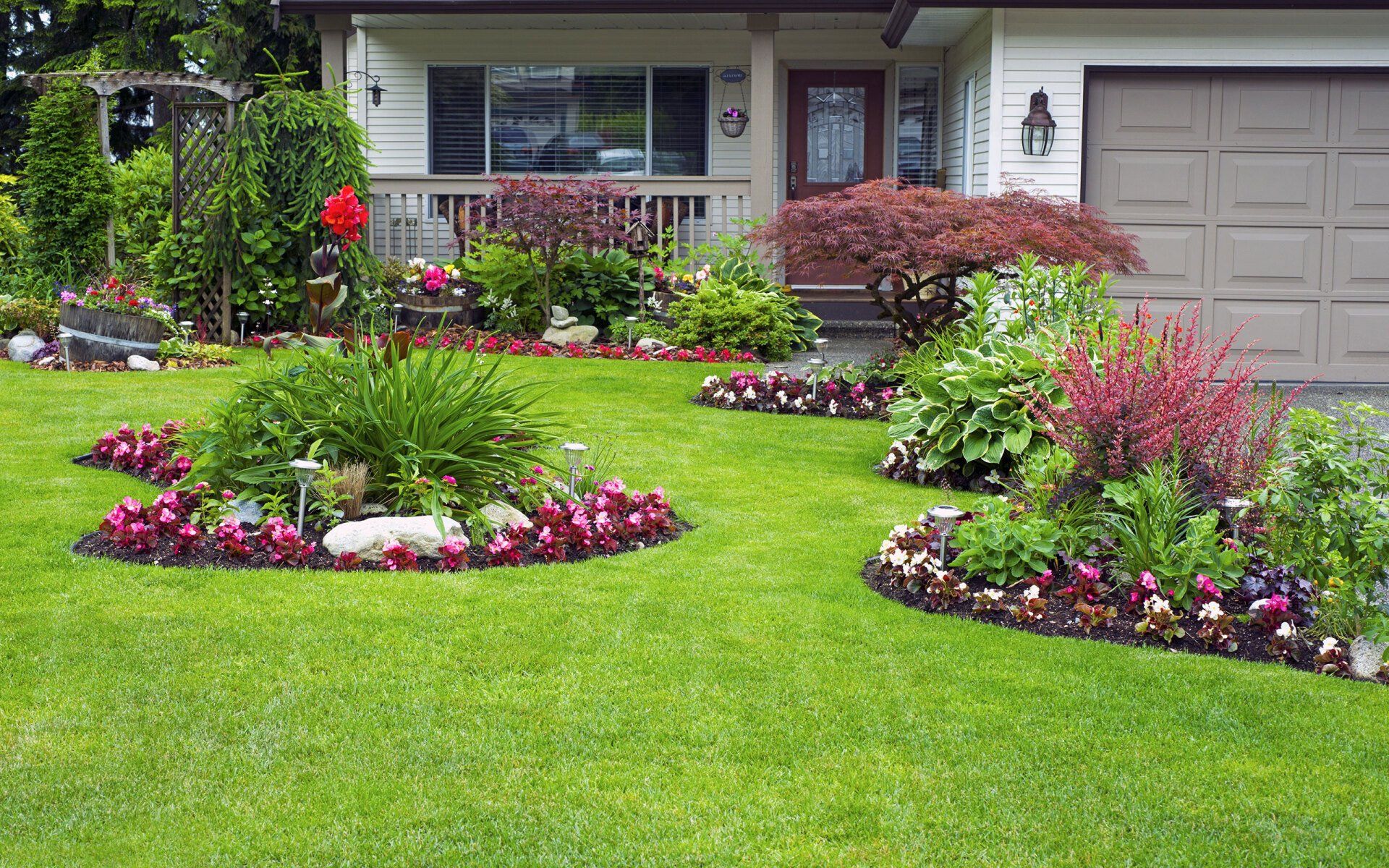 Lawn Services | Lawnscapes, Inc | Central PA Area