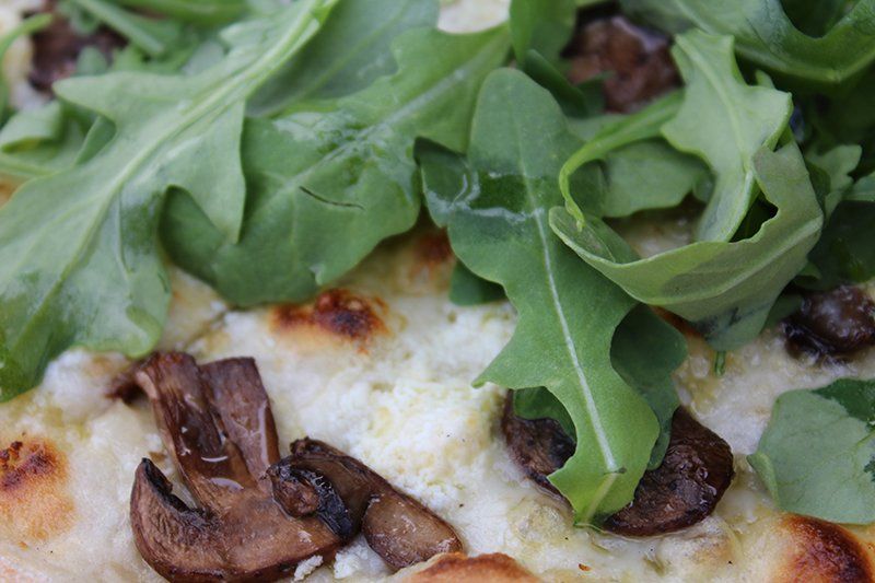 Broken Tree Pizza | Restaurant | Neenah, WI